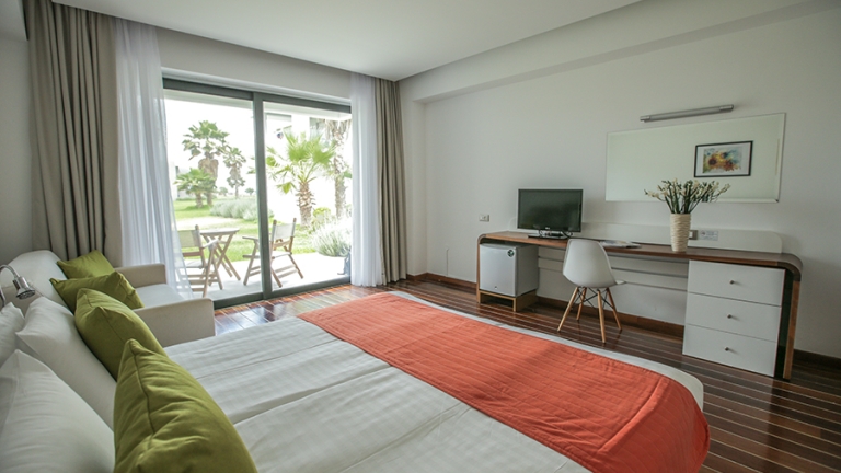 Messini Beachclub - Holidays To Analipsi, Greece | Neilson