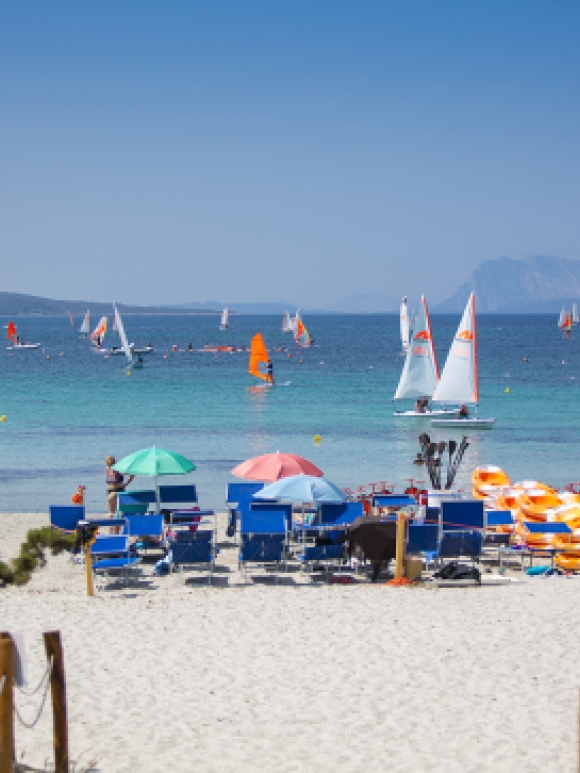 Beachclub Holidays 2023 - Summer Holidays | Neilson