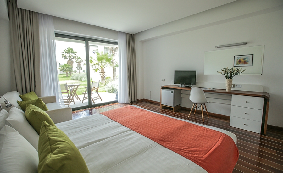 Messini Beachclub - Holidays To Analipsi, Greece | Neilson